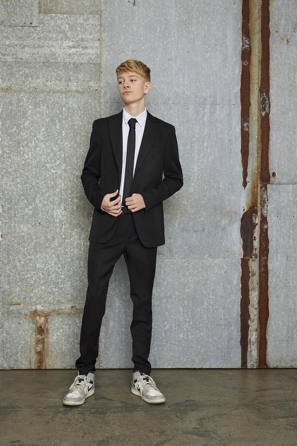 Køb denne blazer fra HOUNd til perfekte look til fest!